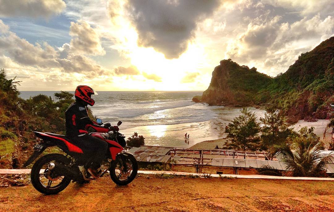 Cara Pergi Ke Pantai Nguyahan Jogja - LiburMulu.Com